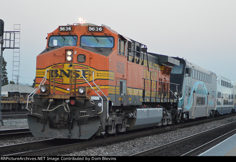 BNSF 5636